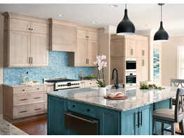 Cabinets: White Sands on Alder. Statesville Door. Island: Aqua on Alder